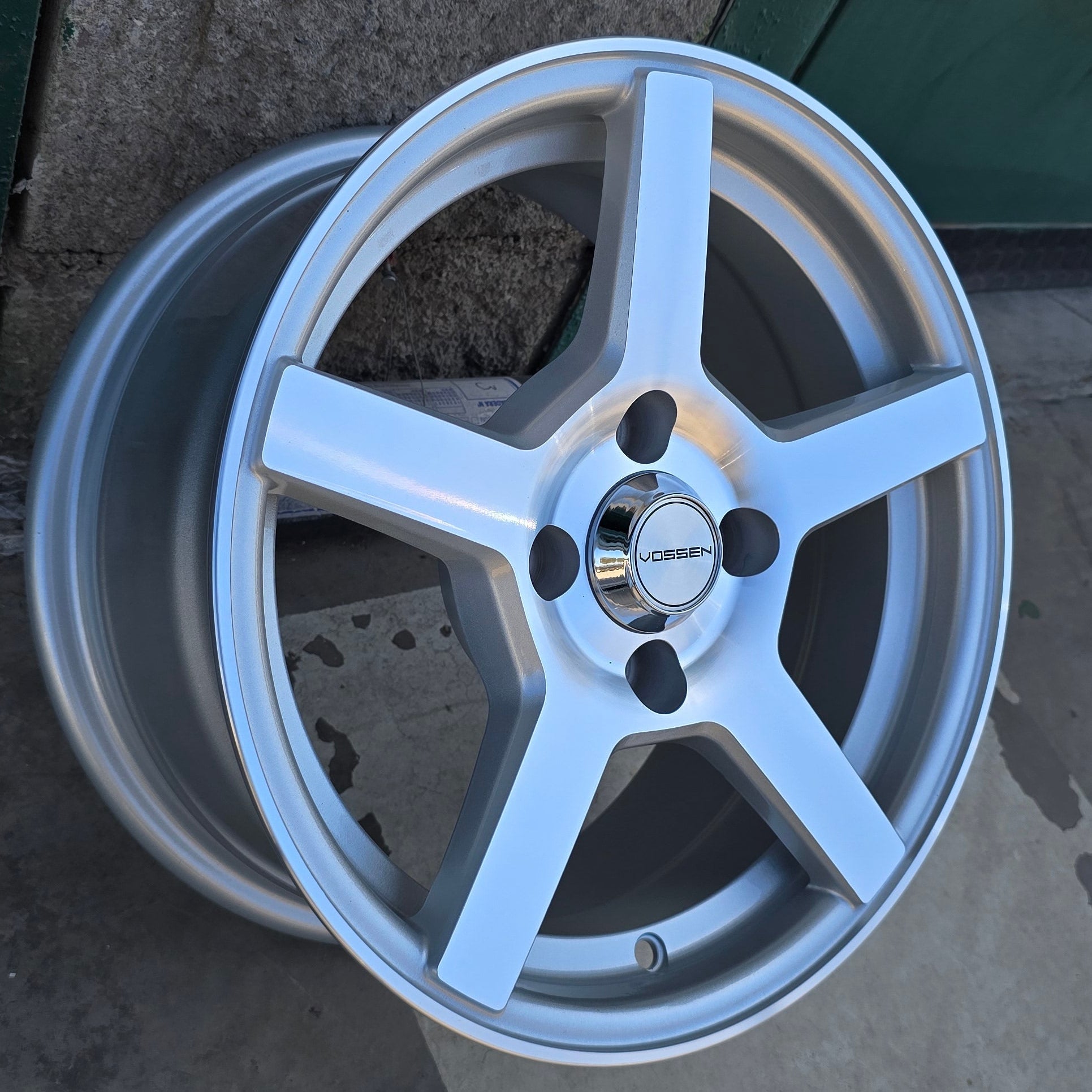 SET DE 4 LLANTAS VOSSEN CV3. Aro 14 - 4x100. Color Cromado . (14X505B ...